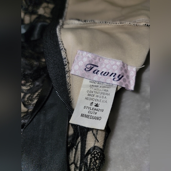 Tawny | Dresses | Tawny Black Lace And Tan Lining Formal Dress Med ...